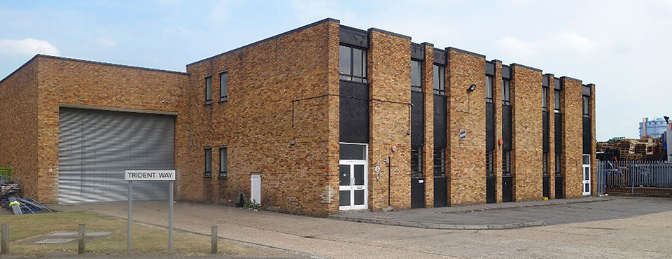 Industrial Units to Let in Ealing Near Heathrow Airport London